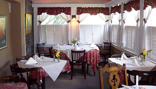 FERNDALE INN - Updated November 2024 - 17 Photos & 40 Reviews - 611 ...