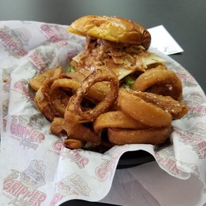 THE GRIPPER KITCHEN - 190 Photos & 85 Reviews - 9517 Broadway St ...
