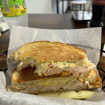 DOWNTOWN ROOTS - Updated September 2025 - 15 Photos & 15 Reviews - 415 ...