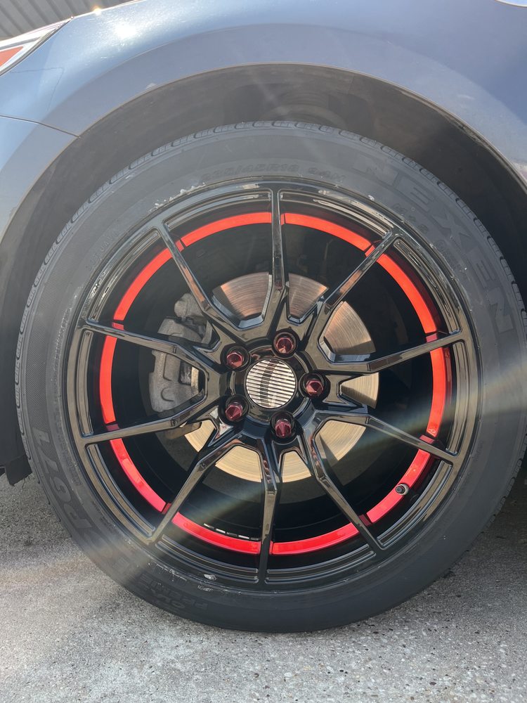 ROLLOS TIRES & WHEELS - 30 Photos & 31 Reviews - 10040 Bissonnet St ...