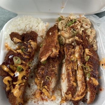 HANG 10 HAWAIIAN BBQ - Updated July 2024 - 56 Photos & 80 Reviews - 909 ...