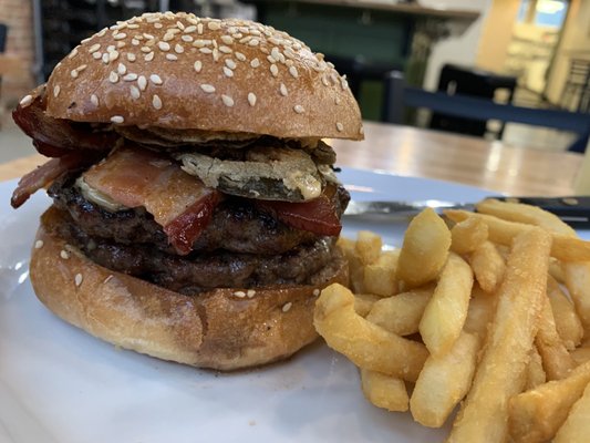 GRIT 2C - 143 Photos & 202 Reviews - 212 S Kimball Ave, Caldwell, Idaho ...