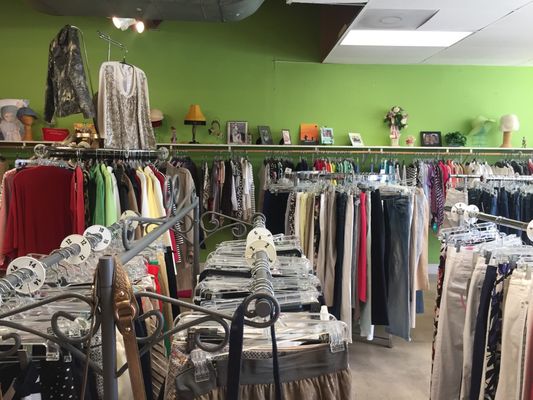 CLASSIC CLOTHIERS - Updated December 2025 - 10 Photos & 25 Reviews ...