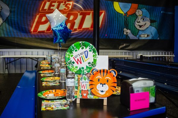 THRIVE FAMILY FUN CENTER - Updated January 2026 - 13 Photos - 400 ...