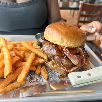 WICKED COW BURGERS AND BREWS - Updated October 2024 - 1269 Photos ...