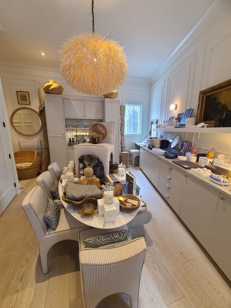 SHARP FURNITURE - Updated December 2024 - 11127 Serenbe Ln ...