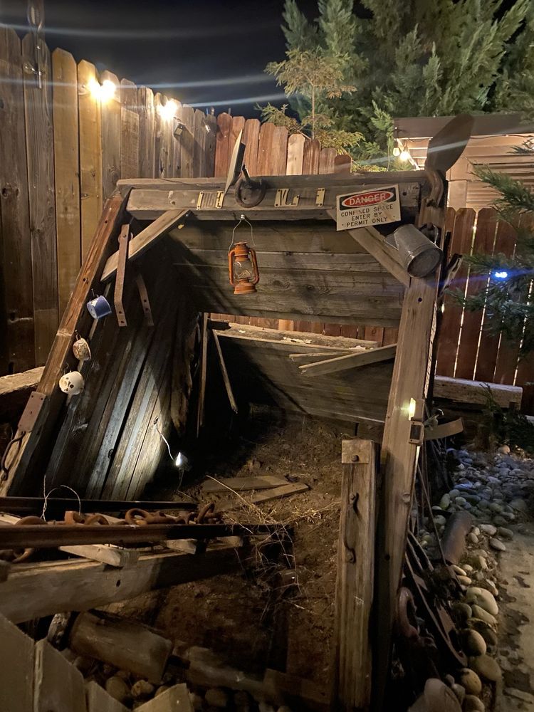 SAVANNAH’S OLD TOWN SALOON - Updated December 2025 - 54 Photos & 24 ...