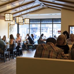 YELLOWTAIL SUSHI BAR AND ASIAN KITCHEN - Updated December 2025 - 344 ...