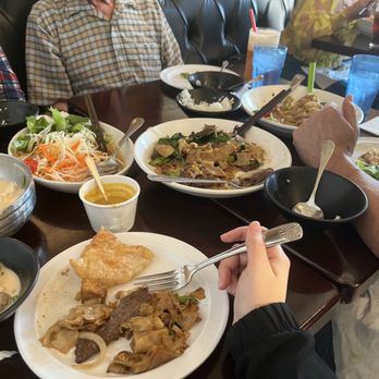 DAISY MINT - Updated July 2024 - 1454 Photos & 1876 Reviews - 1218 E ...