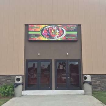 FUN WAREHOUSE - Updated June 2025 - 80 Photos & 64 Reviews - 2349 Dick ...