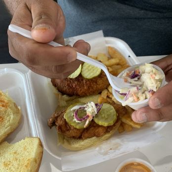 HOT CHICKEN RUN - Updated January 2026 - 49 Photos & 31 Reviews - 6917 ...