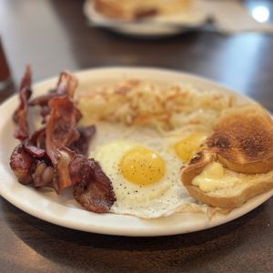 MOM’S EUROPEAN FOODS AND DELI - Updated June 2025 - 25 Photos & 31 ...