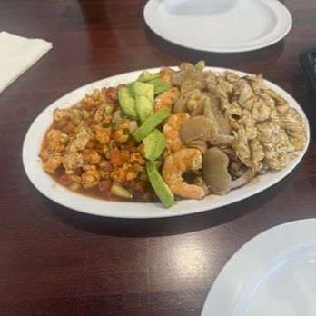 MARISCOS DON MONCHIS - Updated November 2025 - 61 Photos & 73 Reviews ...