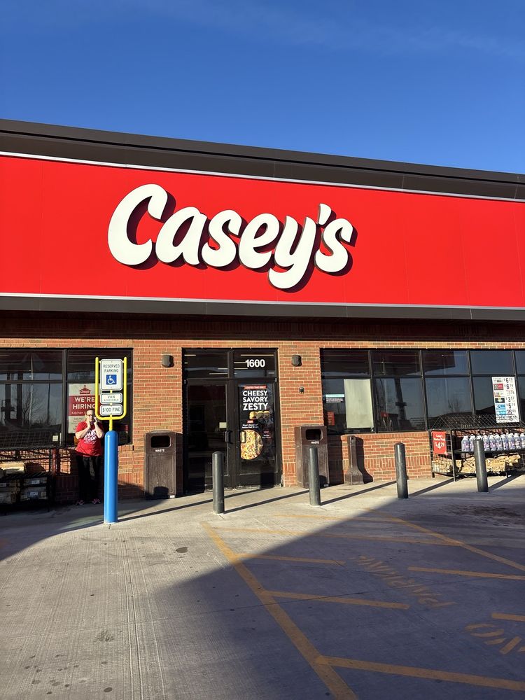 CASEY’S - Updated January 2025 - East 69th St N, Sioux Falls, South ...