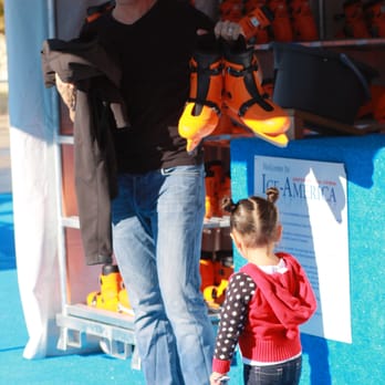 TEMECULA ON ICE - Updated January 2026 - 25 Photos & 20 Reviews - 41000 ...