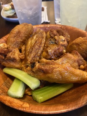 BUILDING NO. 9 BAR AND GRILLE - Updated July 2024 - 10 Photos - 14 ...