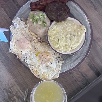 THE GRIT COUNTER - NORTH CHARLESTON - Updated August 2025 - 580 Photos ...