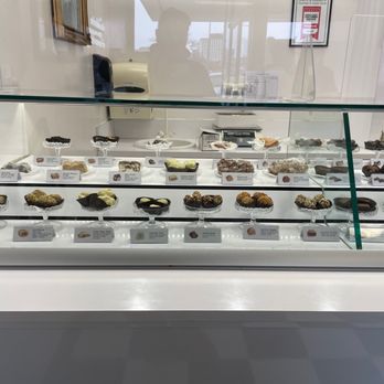 SEE’S CANDIES - Updated December 2025 - 46 Photos & 38 Reviews - 1685 S ...