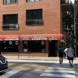 SNICKERS BAR & GRILL - Updated July 2025 - 137 Photos & 270 Reviews ...