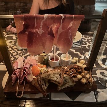 GROTTO DOWNTOWN - Updated January 2025 - 924 Photos & 606 Reviews ...