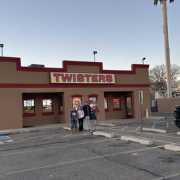 TWISTERS BURGERS AND BURRITOS - Updated July 2025 - 316 Photos & 212 ...