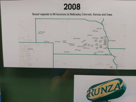 RUNZA - Updated June 2025 - 18 Photos & 28 Reviews - 2501 N 11th St ...