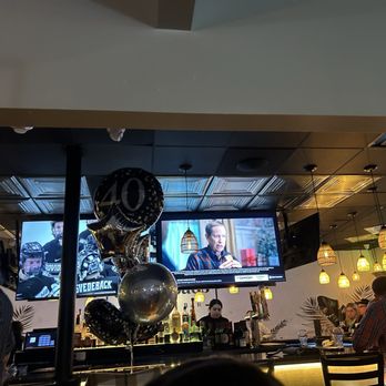 CROSSROADS KITCHEN & BAR - Updated December 2025 - 83 Photos & 48 ...