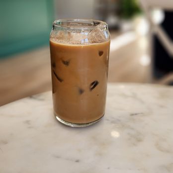 TWO BEES CAFE & PATISSERIE - Updated January 2026 - 57 Photos & 37 ...