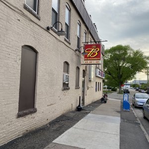 THE 1029 BAR - 154 Photos & 244 Reviews - 1029 Marshall St NE ...