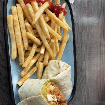 CASTAWAYS - Updated July 2025 - 60 Photos & 67 Reviews - 3940 Boy Scout ...