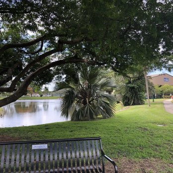 FLAMINGO PARK - Updated December 2025 - 53 Photos & 14 Reviews - 12855 ...