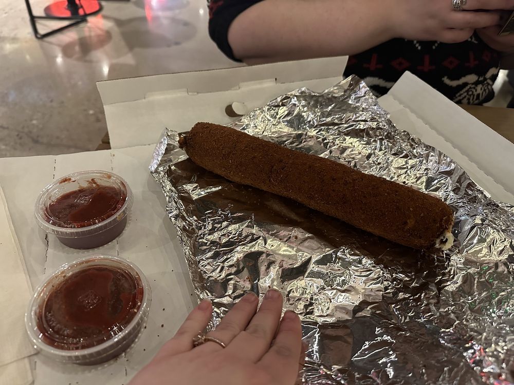 ROD-N-MAKK - 275 W Wisconsin Ave, Milwaukee, Wisconsin - American ...