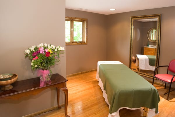 SHELLEY SALON & DAY SPA - 11 Photos & 22 Reviews - 2 Greenbush Ave ...