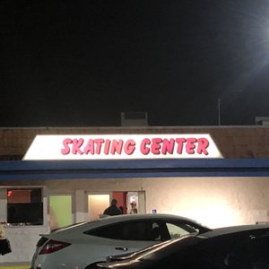 FOUNTAIN VALLEY SKATING CENTER - 211 Photos & 355 Reviews - Skating ...