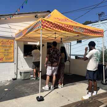 SMILEYS BURGER CLUB - Updated December 2024 - 32 Photos & 21 Reviews ...