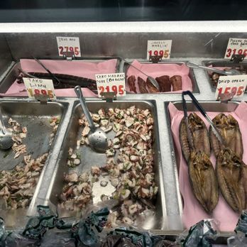 TAMASHIRO MARKET - Updated April 2025 - 1310 Photos & 421 Reviews - 802 ...