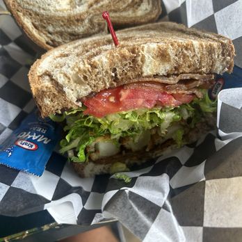 PICKLES PUB - Updated April 2025 - 321 Photos & 455 Reviews - 520 ...