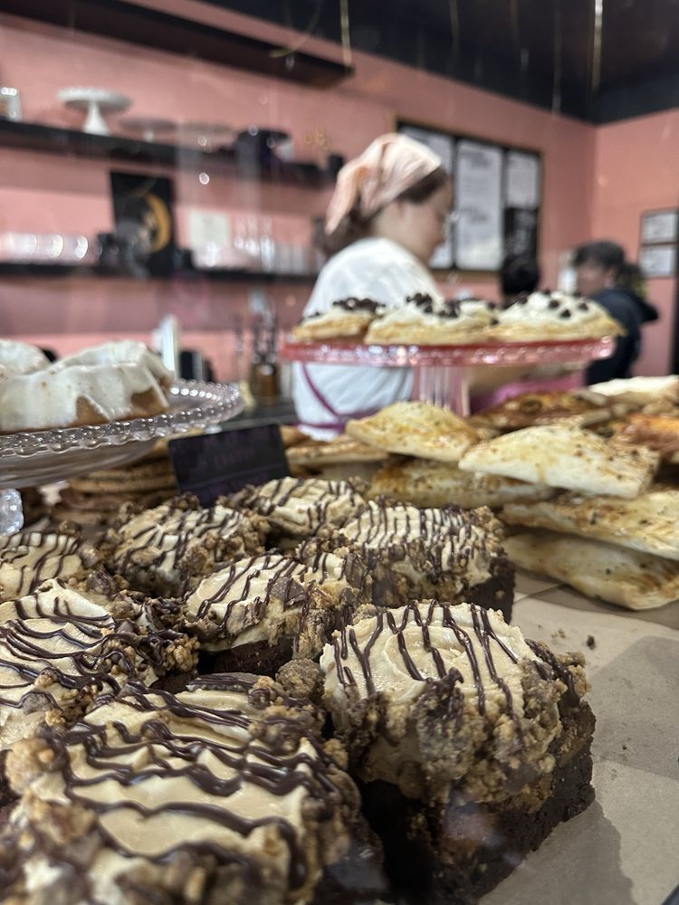 Ginger Sweets Pastry Cafe, Chesapeake | Roadtrippers