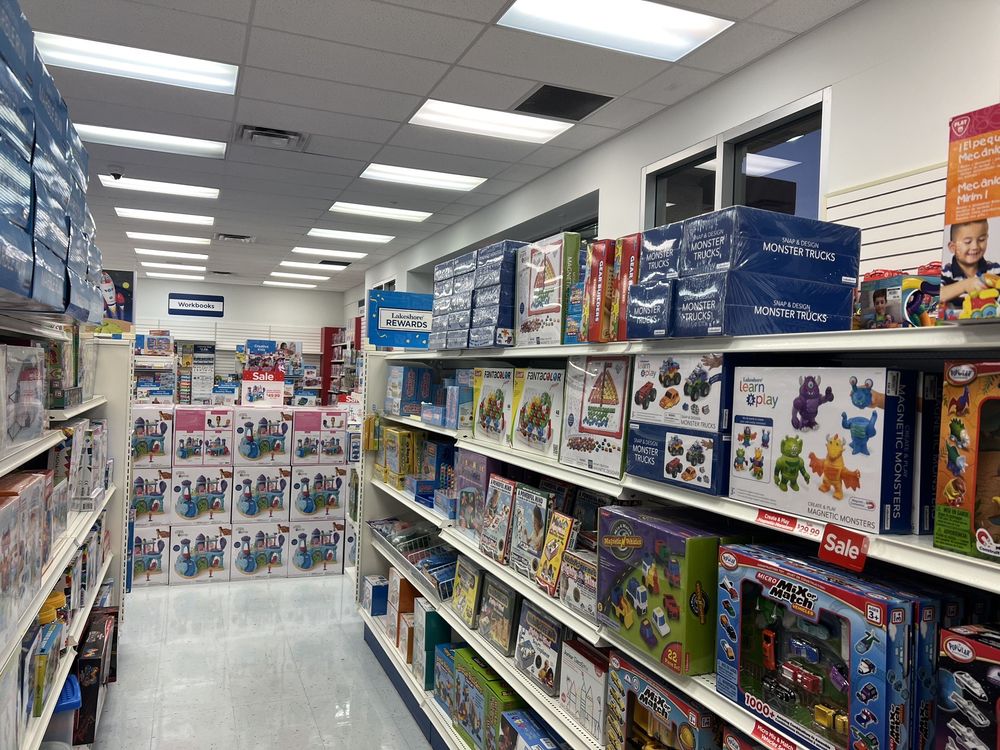 School Supplies Rosemary Wells Reads For The Record At Lakeshore ...