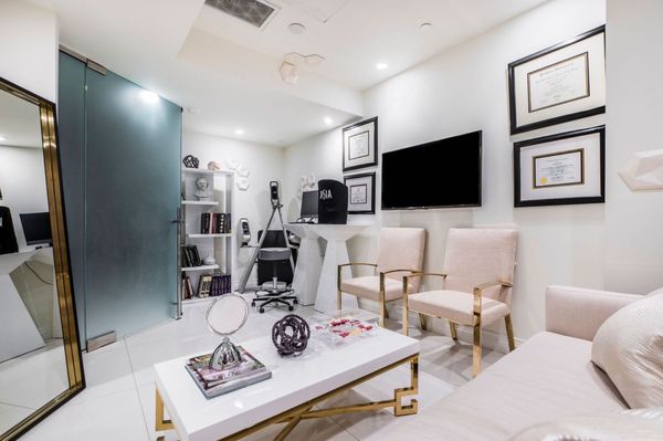 BEVERLY HILLS PLASTIC SURGEONS - Updated August 2025 - 14 Photos - 421 ...