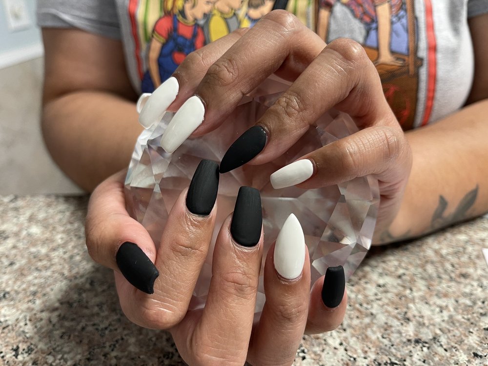 DIAMOND SPA NAIL - Updated November 2024 - 23 Photos & 15 Reviews ...