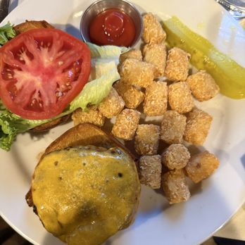 SKIPJACK DINING - Updated December 2025 - 122 Photos & 174 Reviews ...