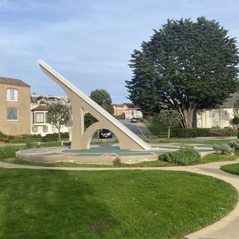INGLESIDE TERRACES SUNDIAL - Updated October 2025 - 44 Photos & 26 ...