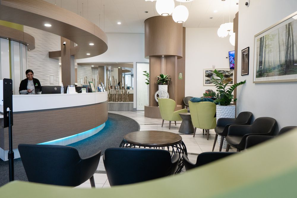 GREENWOODS DENTAL- PORTAGE AVE - Updated October 2025 - 246 Portage Ave ...