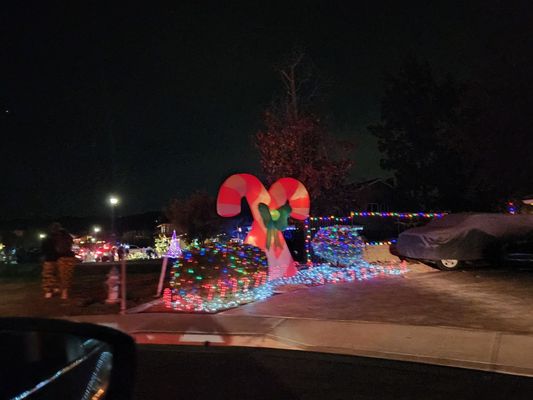 BREA CHRISTMAS LIGHT NEIGHBORHOOD - Updated March 2025 - 1406 Photos ...