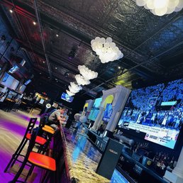 IRON BAR - Updated July 2025 - 113 Photos & 276 Reviews - 5 South St ...