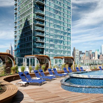 TF CORNERSTONE - 24 Photos & 30 Reviews - Apartments - 4545 Center Blvd, Queens, NY - Phone ...