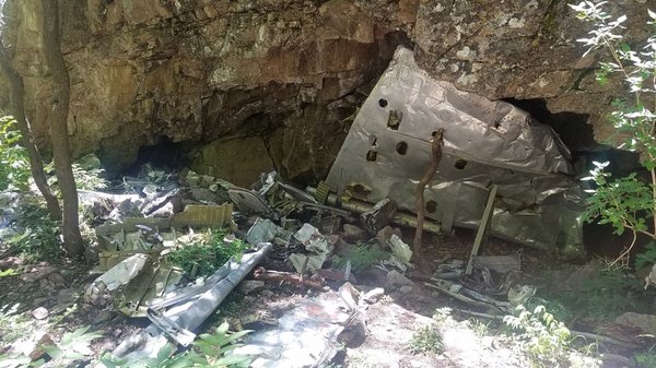 TWA PLANE CRASH HIKING TRAIL - 23 Photos - Hiking - 7100 Tramway Blvd ...