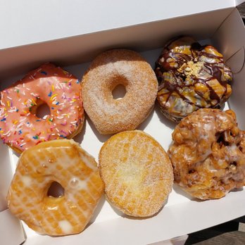 MACHINO DONUTS - Updated April 2025 - 31 Photos & 17 Reviews - 1556 ...