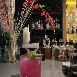 CEDAR LOCAL - Updated July 2025 - 242 Photos & 181 Reviews - 25 Cedar ...